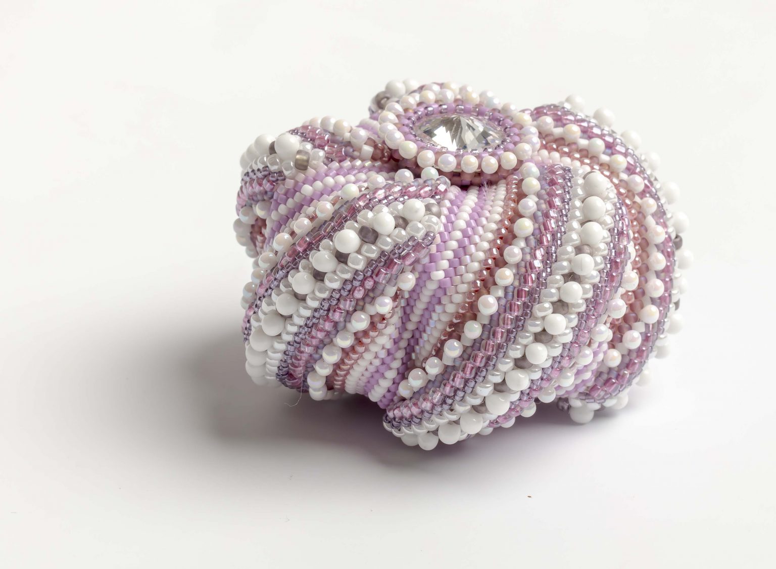 GBBS 2025 workshop programme - The Beadworkers Guild