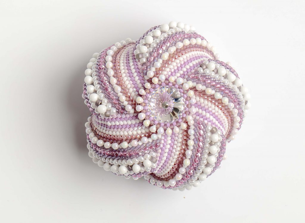 GBBS 2025 workshop programme - The Beadworkers Guild